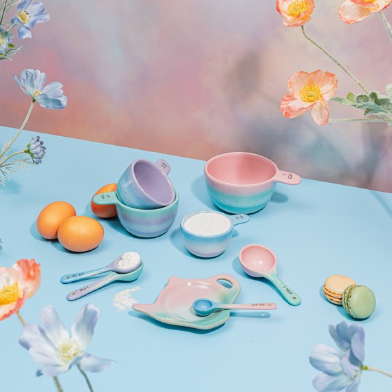 Pastel Ombre Measuring Cups Pink & Green